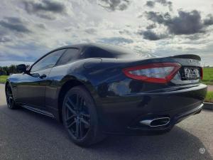 Melns Maserati Granturismo 2009 Kauņa, ar dzinēja tilpumu 4.69 L un nobraukumu 103 tūkst. km par 19000 €, foto 6 vietnē AUTOMOTO.COM.LV