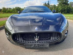 Melns Maserati Granturismo 2009 Kauņa, ar dzinēja tilpumu 4.69 L un nobraukumu 103 tūkst. km par 19000 €, foto 13 vietnē AUTOMOTO.COM.LV