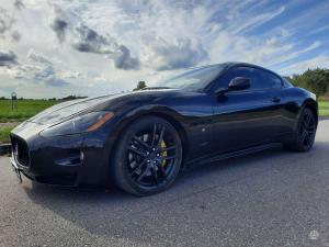 Melns Maserati Granturismo 2009 Kauņa, ar dzinēja tilpumu 4.69 L un nobraukumu 103 tūkst. km par 19000 €, foto 15 vietnē AUTOMOTO.COM.LV