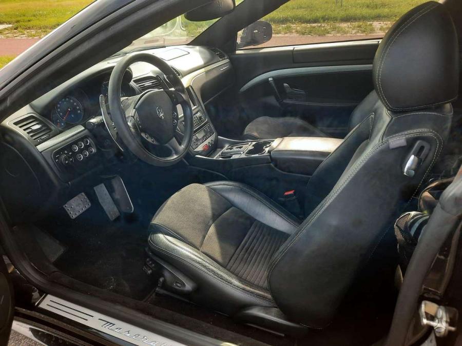 Melns Maserati Granturismo 2009 Kauņa, ar dzinēja tilpumu 4.69 L un nobraukumu 103 tūkst. km par 19000 €, foto 17 vietnē AUTOMOTO.COM.LV