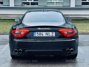 Melns Maserati Granturismo 2010 Tallina, ar dzinēja tilpumu 4.70 L un nobraukumu 182 tūkst. km par 28500 €, foto 5 vietnē AUTOMOTO.COM.LV