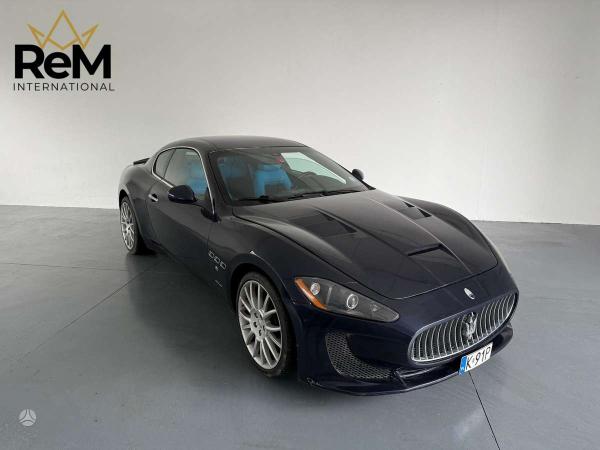 Blue Maserati Granturismo 2009 in Kaunas, with an engine capacity of 4.70 L and mileage of 105 thousand km for 35900 €, photo 2 on AUTOMOTO.COM.LV