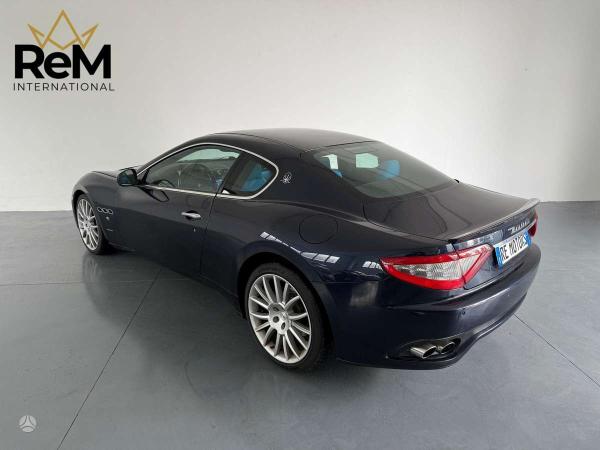 Blue Maserati Granturismo 2009 in Kaunas, with an engine capacity of 4.70 L and mileage of 105 thousand km for 35900 €, photo 3 on AUTOMOTO.COM.LV