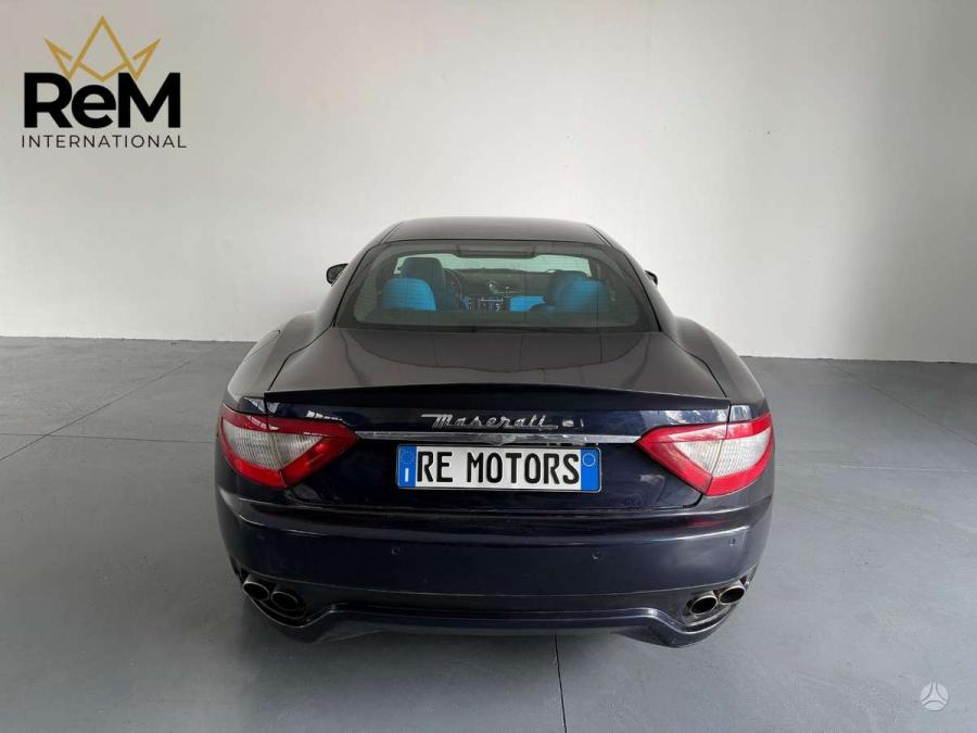 Zils Maserati Granturismo 2009 Kauņa, ar dzinēja tilpumu 4.70 L un nobraukumu 105 tūkst. km par 35900 €, foto 5 vietnē AUTOMOTO.COM.LV