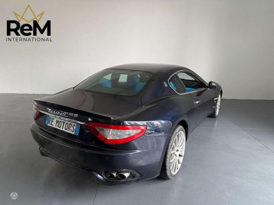 Zils Maserati Granturismo 2009 Kauņa, ar dzinēja tilpumu 4.70 L un nobraukumu 105 tūkst. km par 35900 €, foto 6 vietnē AUTOMOTO.COM.LV