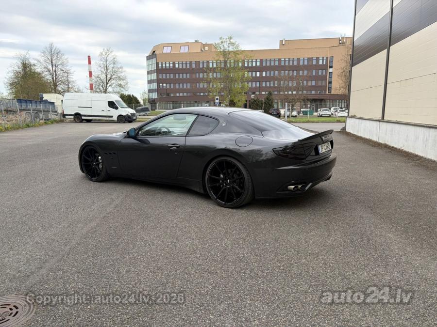 Grey Maserati Granturismo 2009 in Tallinn, with an engine capacity of 4.70 L and mileage of 84 thousand km for 26660 €, photo 6 on AUTOMOTO.COM.LV