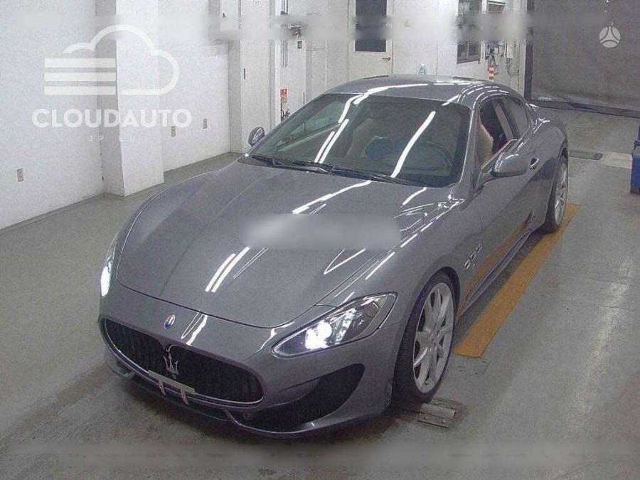 Pelēks Maserati Granturismo 2014 Viļņa, ar dzinēja tilpumu 4.69 L un nobraukumu 95 tūkst. km par 33000 €, foto 2 vietnē AUTOMOTO.COM.LV