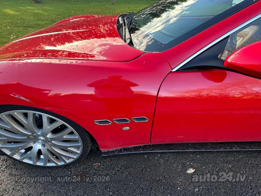 Red Maserati Granturismo 2008 in Tallinn, with an engine capacity of 4.20 L and mileage of 114 thousand km for 19900 €, photo 10 on AUTOMOTO.COM.LV