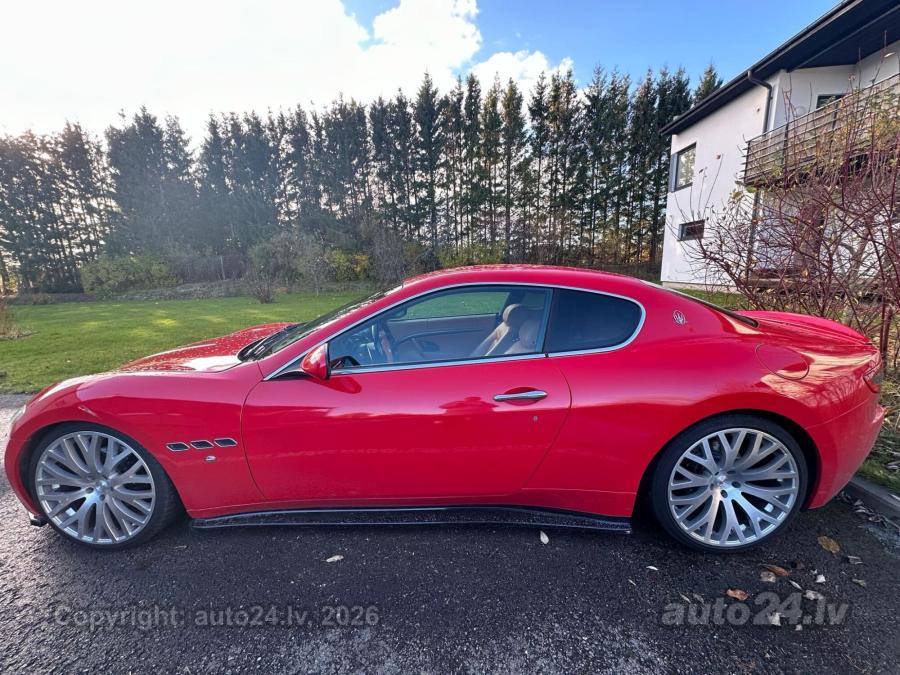 Red Maserati Granturismo 2008 in Tallinn, with an engine capacity of 4.20 L and mileage of 114 thousand km for 19900 €, photo 12 on AUTOMOTO.COM.LV