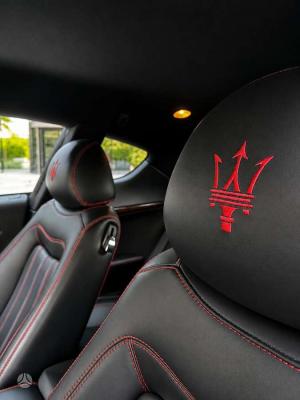 Red Maserati Granturismo 2008 in Vilnius, with an engine capacity of 4.24 L and mileage of 112 thousand km for 35000 €, photo 15 on AUTOMOTO.COM.LV