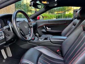 Red Maserati Granturismo 2008 in Vilnius, with an engine capacity of 4.24 L and mileage of 112 thousand km for 35000 €, photo 17 on AUTOMOTO.COM.LV