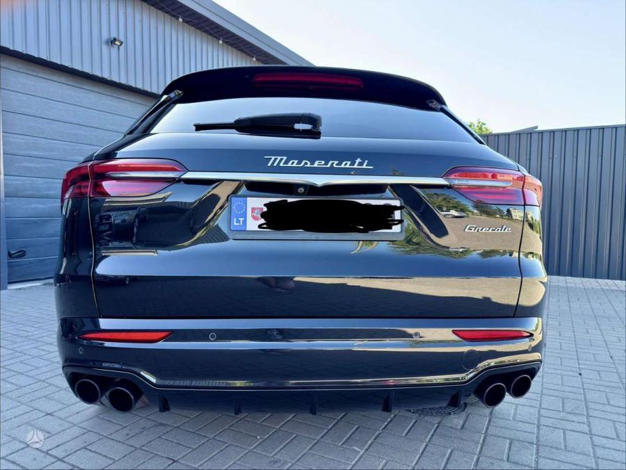 Melns Maserati Grecale 2023 Kauņa, ar dzinēja tilpumu 2.00 L un nobraukumu 83 tūkst. km par 65000 €, foto 12 vietnē AUTOMOTO.COM.LV