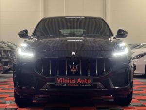 Black Maserati Grecale 2024 in Vilnius, with an engine capacity of 2.00 L and mileage of 11 thousand km for 39990 €, photo 2 on AUTOMOTO.COM.LV