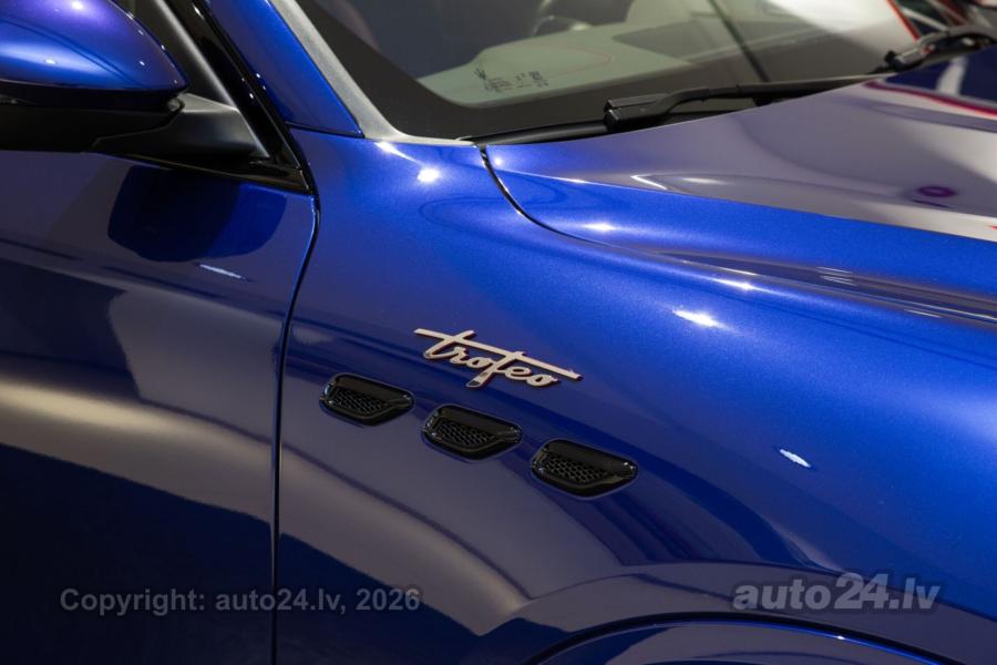 Zils Maserati Grecale 2025 Tallina, ar dzinēja tilpumu 3.00 L un nobraukumu 6 tūkst. km par 110350 €, foto 9 vietnē AUTOMOTO.COM.LV