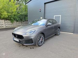 Grey Maserati Grecale 2023 in Kaunas, with an engine capacity of 3.00 L and mileage of 74 thousand km for 39900 €, photo  on AUTOMOTO.COM.LV