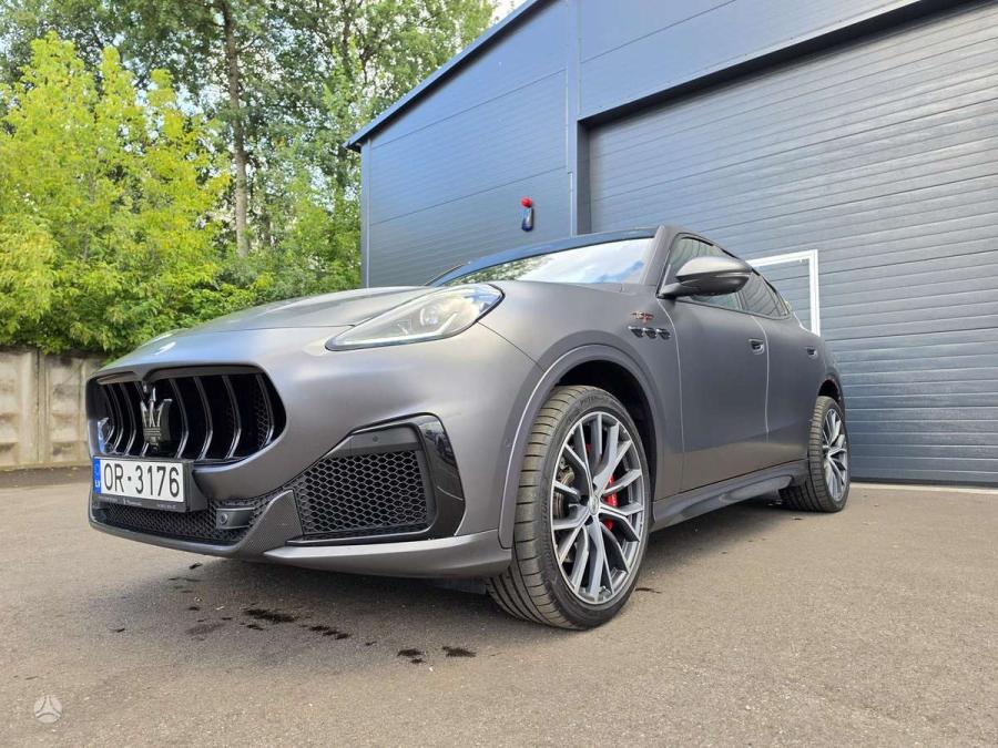 Grey Maserati Grecale 2023 in Kaunas, with an engine capacity of 3.00 L and mileage of 74 thousand km for 39900 €, photo 26 on AUTOMOTO.COM.LV