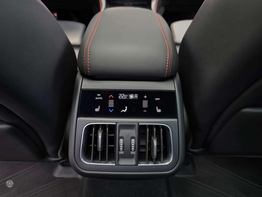 Grey Maserati Grecale 2023 in Kaunas, with an engine capacity of 3.00 L and mileage of 74 thousand km for 39900 €, photo 35 on AUTOMOTO.COM.LV