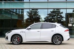 Balts Maserati Grecale 2023 Viļņa, ar dzinēja tilpumu 2.00 L un nobraukumu 43 tūkst. km par 62900 €, foto 3 vietnē AUTOMOTO.COM.LV