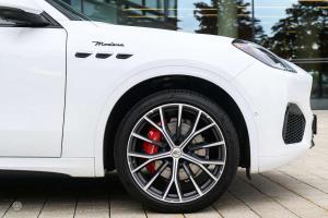 Balts Maserati Grecale 2023 Viļņa, ar dzinēja tilpumu 2.00 L un nobraukumu 43 tūkst. km par 62900 €, foto 10 vietnē AUTOMOTO.COM.LV