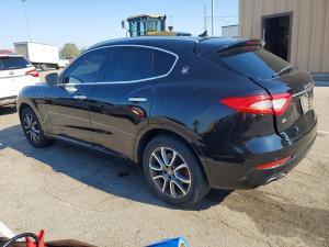 Black Maserati Levante 2017 in Tallinn, with an engine capacity of 3.00 L and mileage of 148 thousand km for 12500 €, photo 3 on AUTOMOTO.COM.LV