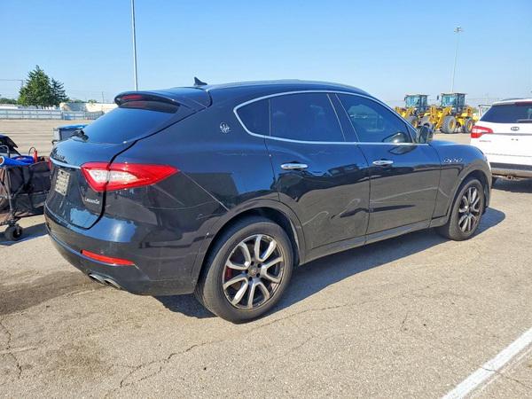 Maserati Levante 2017 in Tallinn on AUTOMOTO.COM.LV Black Maserati Levante 2017 in Tallinn, with an engine capacity of 3.00 L and mileage of 148 thousand km for 12500 €, photo 4 on AUTOMOTO.COM.LV