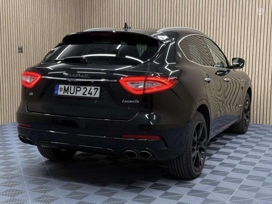 Melns Maserati Levante 2018 Marijampole, ar dzinēja tilpumu 2.98 L un nobraukumu 78 tūkst. km par 26500 €, foto 9 vietnē AUTOMOTO.COM.LV