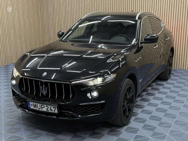 Black Maserati Levante 2018 in Marijampole, with an engine capacity of 2.98 L and mileage of 78 thousand km for 26500 €, photo 10 on AUTOMOTO.COM.LV