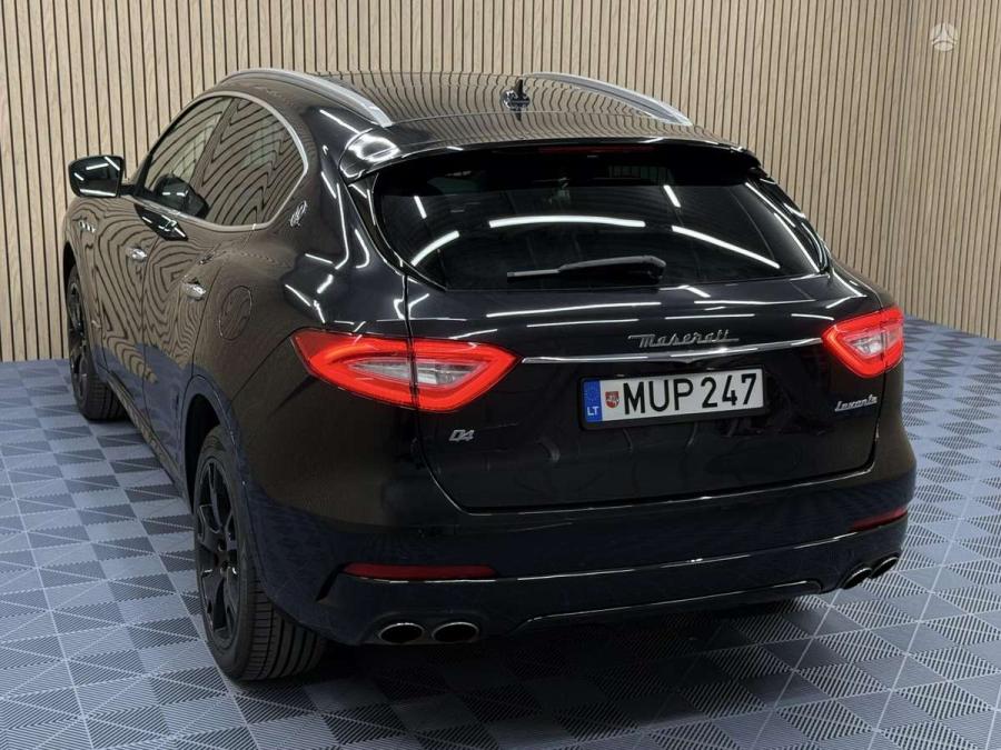 Melns Maserati Levante 2018 Marijampole, ar dzinēja tilpumu 2.98 L un nobraukumu 78 tūkst. km par 26500 €, foto 12 vietnē AUTOMOTO.COM.LV