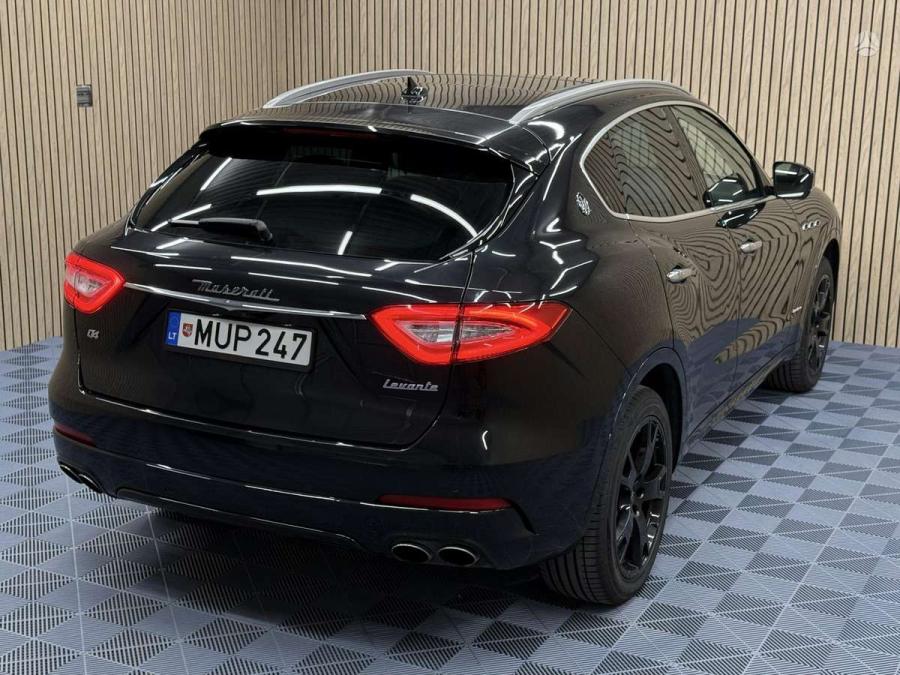 Melns Maserati Levante 2018 Marijampole, ar dzinēja tilpumu 2.98 L un nobraukumu 78 tūkst. km par 26500 €, foto 13 vietnē AUTOMOTO.COM.LV