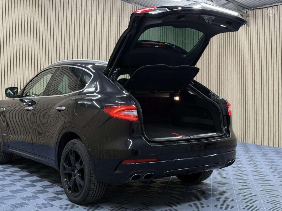 Melns Maserati Levante 2018 Marijampole, ar dzinēja tilpumu 2.98 L un nobraukumu 78 tūkst. km par 26500 €, foto 14 vietnē AUTOMOTO.COM.LV