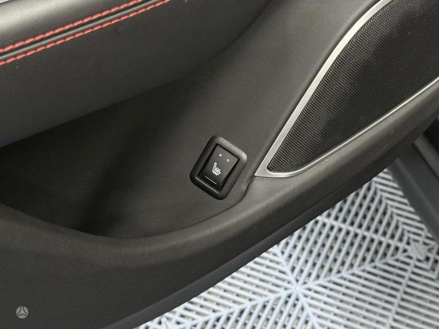 Melns Maserati Levante 2018 Marijampole, ar dzinēja tilpumu 2.98 L un nobraukumu 78 tūkst. km par 26500 €, foto 22 vietnē AUTOMOTO.COM.LV