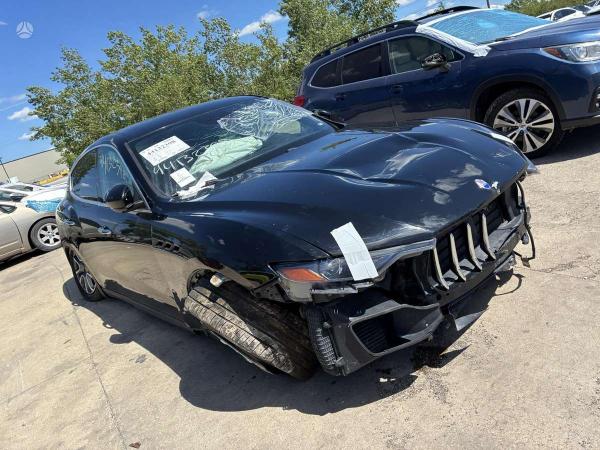 Melns Maserati Levante 2018 Viļņa, ar dzinēja tilpumu 2.98 L un nobraukumu 140 tūkst. km par 8900 €, foto 2 vietnē AUTOMOTO.COM.LV