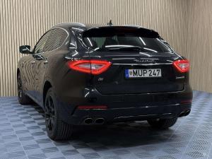 Melns Maserati Levante 2018 Marijampole, ar dzinēja tilpumu 2.98 L un nobraukumu 91 tūkst. km par 20500 €, foto 7 vietnē AUTOMOTO.COM.LV