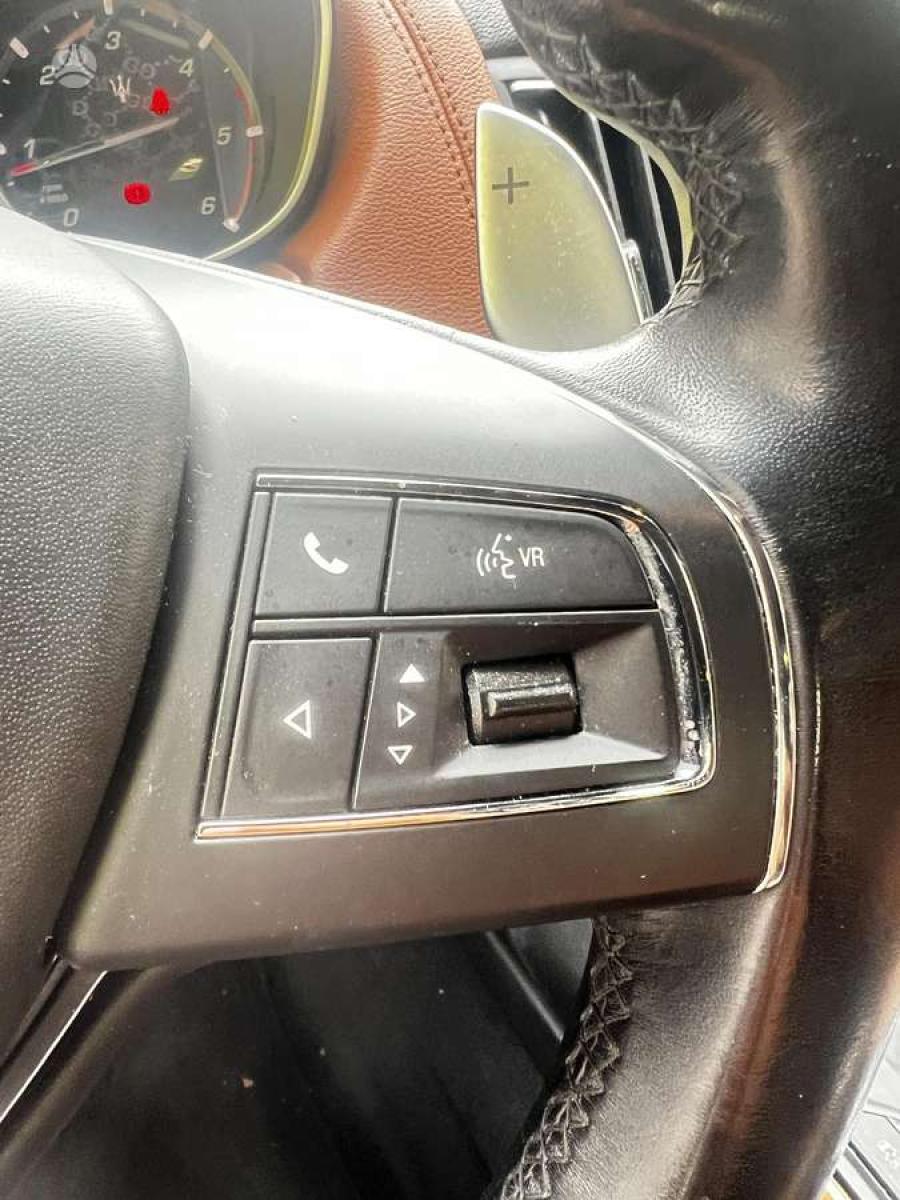 Blue Maserati Levante 2016 in Vilnius, with an engine capacity of 3.00 L and mileage of 146 thousand km for 21450 €, photo 21 on AUTOMOTO.COM.LV