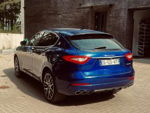 Blue Maserati Levante 2016 in Vilnius, with an engine capacity of 3.00 L and mileage of 146 thousand km for 21450 €, photo 48 on AUTOMOTO.COM.LV
