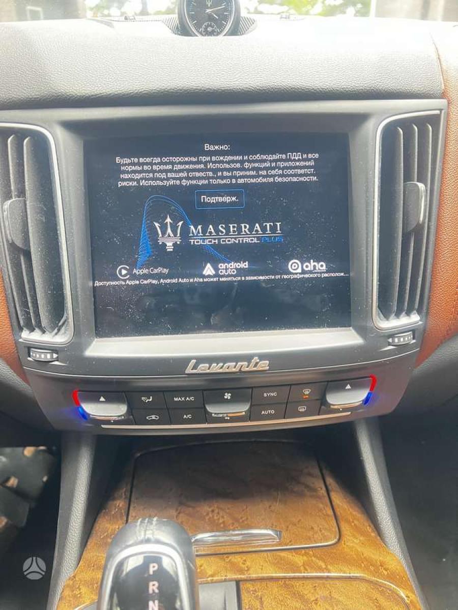 Zils Maserati Levante 2016 Viļņa, ar dzinēja tilpumu 3.00 L un nobraukumu 164 tūkst. km par 21000 €, foto 10 vietnē AUTOMOTO.COM.LV