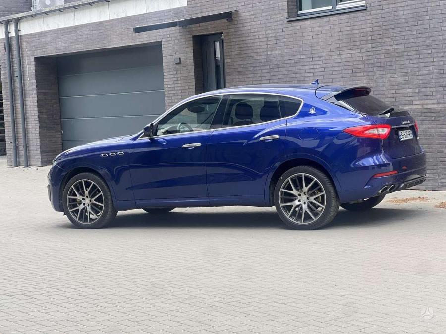 Zils Maserati Levante 2016 Viļņa, ar dzinēja tilpumu 3.00 L un nobraukumu 164 tūkst. km par 21000 €, foto 19 vietnē AUTOMOTO.COM.LV