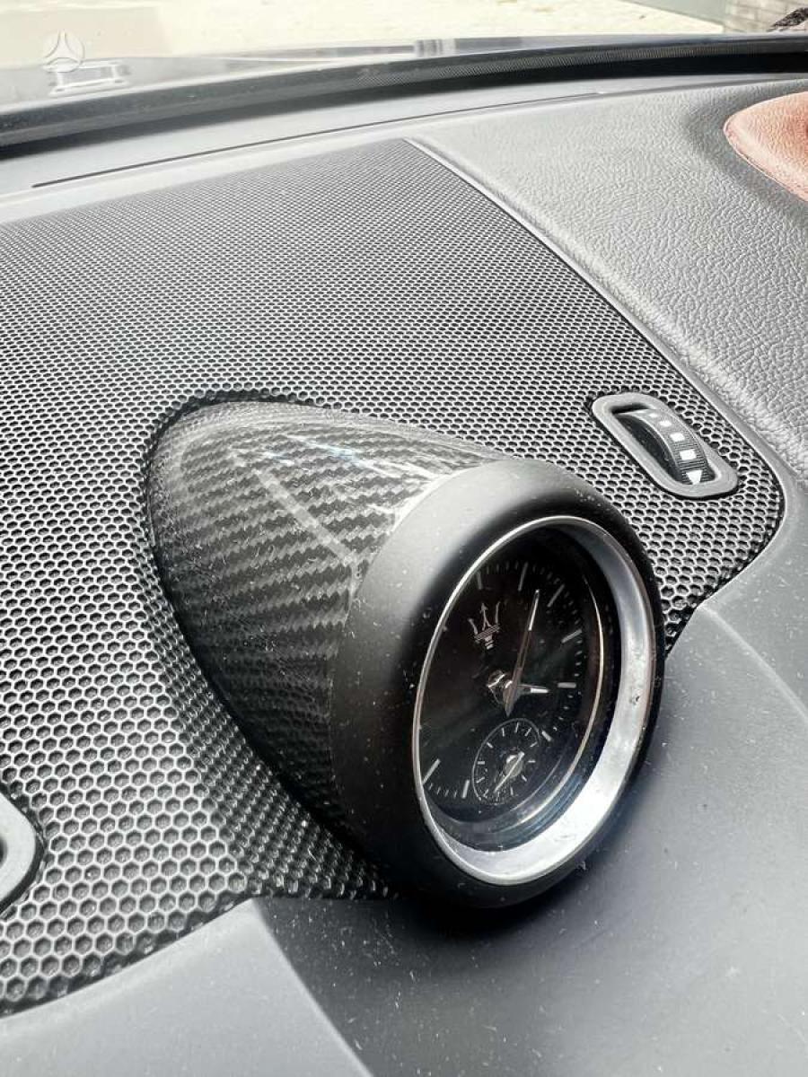 Zils Maserati Levante 2016 Viļņa, ar dzinēja tilpumu 3.00 L un nobraukumu 164 tūkst. km par 21000 €, foto 23 vietnē AUTOMOTO.COM.LV