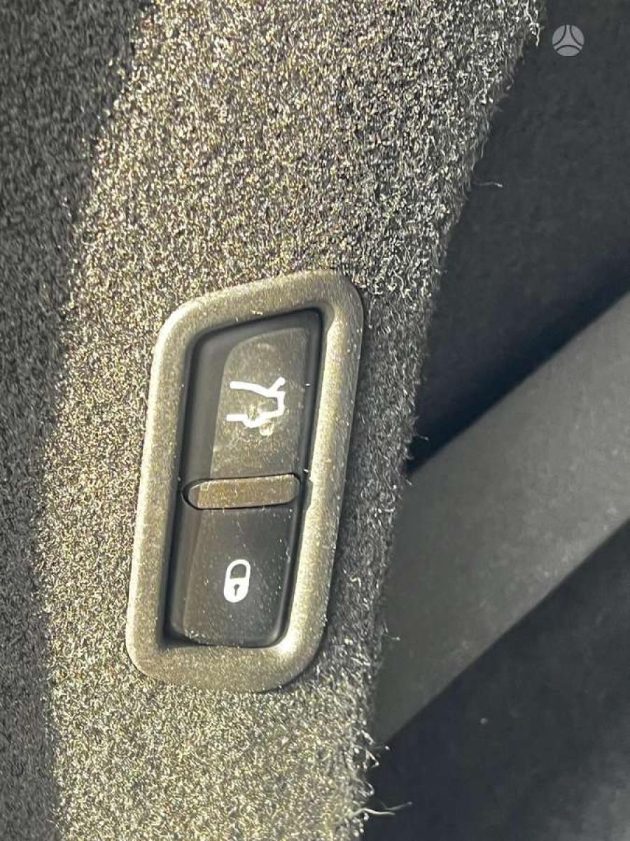 Zils Maserati Levante 2016 Viļņa, ar dzinēja tilpumu 3.00 L un nobraukumu 164 tūkst. km par 21000 €, foto 27 vietnē AUTOMOTO.COM.LV