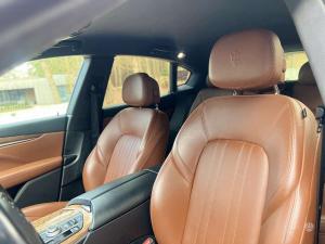 Zils Maserati Levante 2016 Viļņa, ar dzinēja tilpumu 3.00 L un nobraukumu 164 tūkst. km par 21000 €, foto 32 vietnē AUTOMOTO.COM.LV