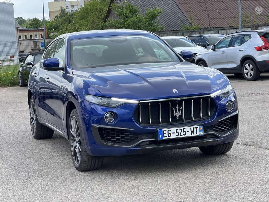 Zils Maserati Levante 2016 Viļņa, ar dzinēja tilpumu 3.00 L un nobraukumu 164 tūkst. km par 21999 €, foto 1 vietnē AUTOMOTO.COM.LV