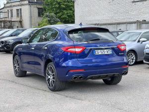 Zils Maserati Levante 2016 Viļņa, ar dzinēja tilpumu 3.00 L un nobraukumu 164 tūkst. km par 21999 €, foto 5 vietnē AUTOMOTO.COM.LV