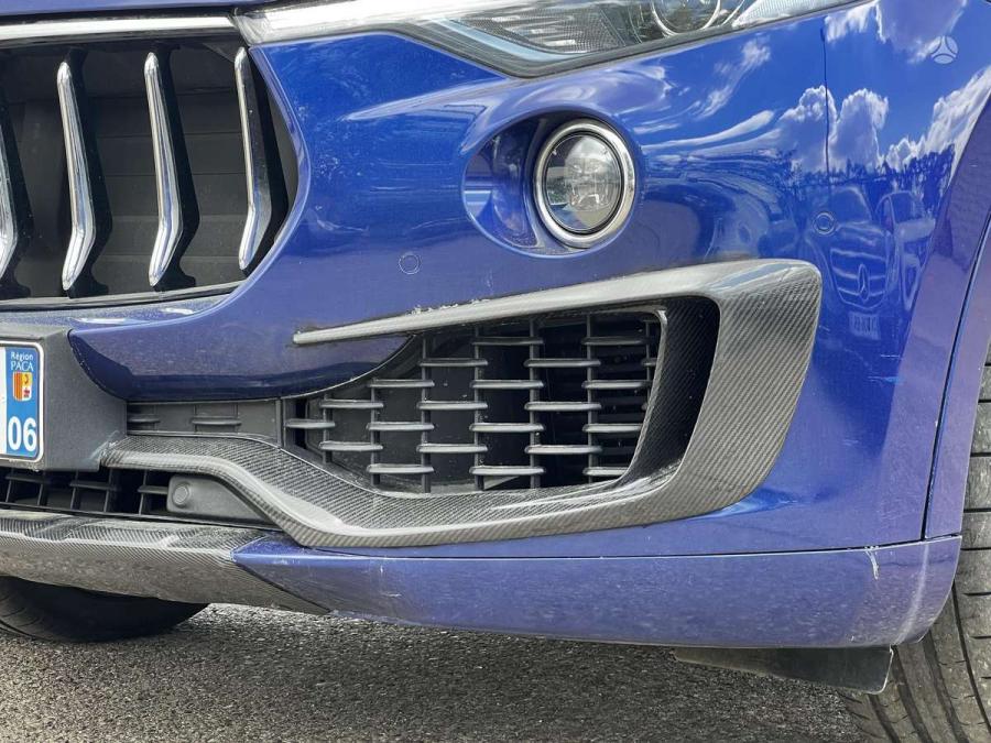 Zils Maserati Levante 2016 Viļņa, ar dzinēja tilpumu 3.00 L un nobraukumu 164 tūkst. km par 21999 €, foto 10 vietnē AUTOMOTO.COM.LV