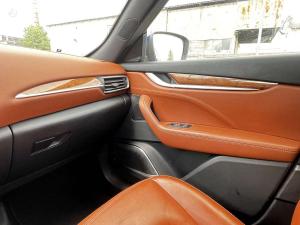Zils Maserati Levante 2016 Viļņa, ar dzinēja tilpumu 3.00 L un nobraukumu 164 tūkst. km par 21999 €, foto 19 vietnē AUTOMOTO.COM.LV