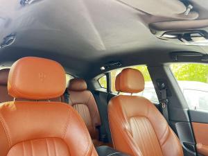 Zils Maserati Levante 2016 Viļņa, ar dzinēja tilpumu 3.00 L un nobraukumu 164 tūkst. km par 21999 €, foto 21 vietnē AUTOMOTO.COM.LV