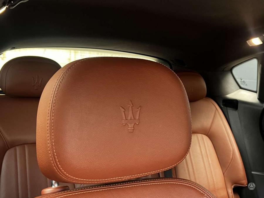 Zils Maserati Levante 2016 Viļņa, ar dzinēja tilpumu 3.00 L un nobraukumu 164 tūkst. km par 21999 €, foto 26 vietnē AUTOMOTO.COM.LV