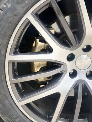 Zils Maserati Levante 2016 Viļņa, ar dzinēja tilpumu 3.00 L un nobraukumu 164 tūkst. km par 21999 €, foto 38 vietnē AUTOMOTO.COM.LV