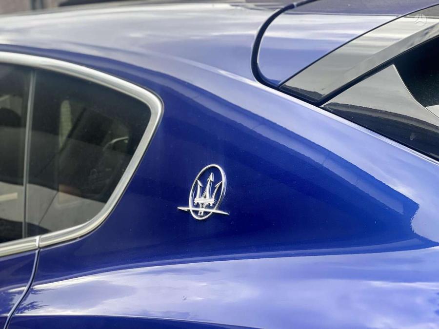 Zils Maserati Levante 2016 Viļņa, ar dzinēja tilpumu 3.00 L un nobraukumu 164 tūkst. km par 21999 €, foto 45 vietnē AUTOMOTO.COM.LV