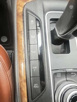 Zils Maserati Levante 2016 Viļņa, ar dzinēja tilpumu 3.00 L un nobraukumu 164 tūkst. km par 21999 €, foto 49 vietnē AUTOMOTO.COM.LV