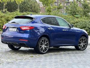 Blue Maserati Levante 2016 in Vilnius, with an engine capacity of 3.00 L and mileage of 142 thousand km for 22990 €, photo 7 on AUTOMOTO.COM.LV